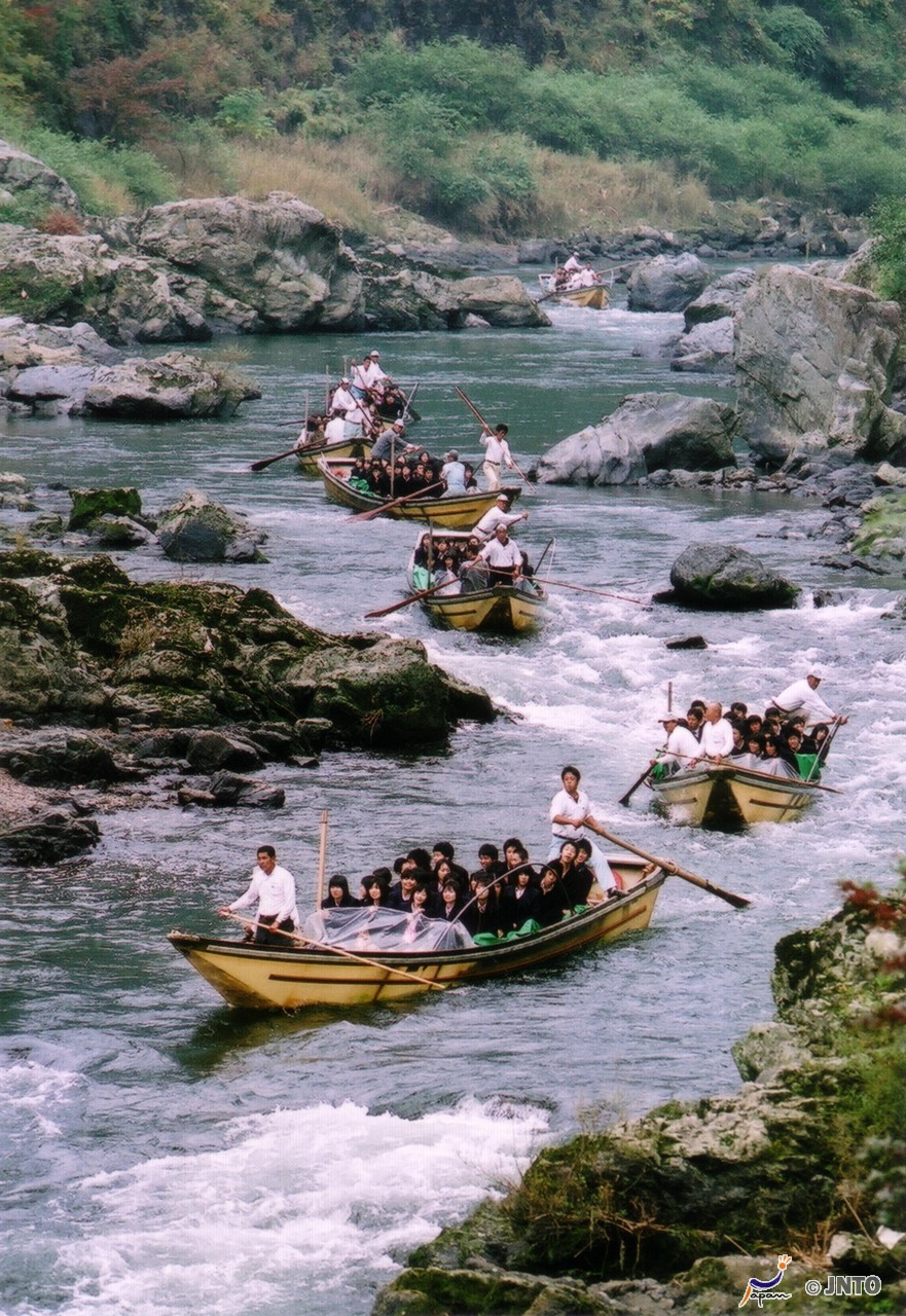 Sagano Romantic Train & Hozu-gawa River Boat Ride (Kyoto Sightseeing ...